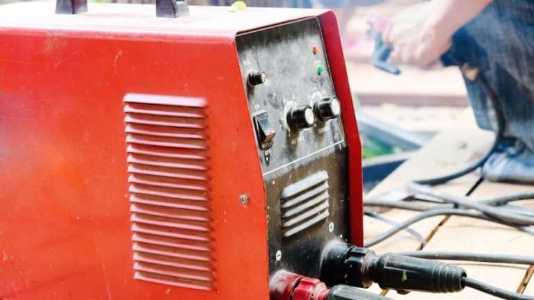 What is a MIG Welder & How Does It Work – A Beginners Guide